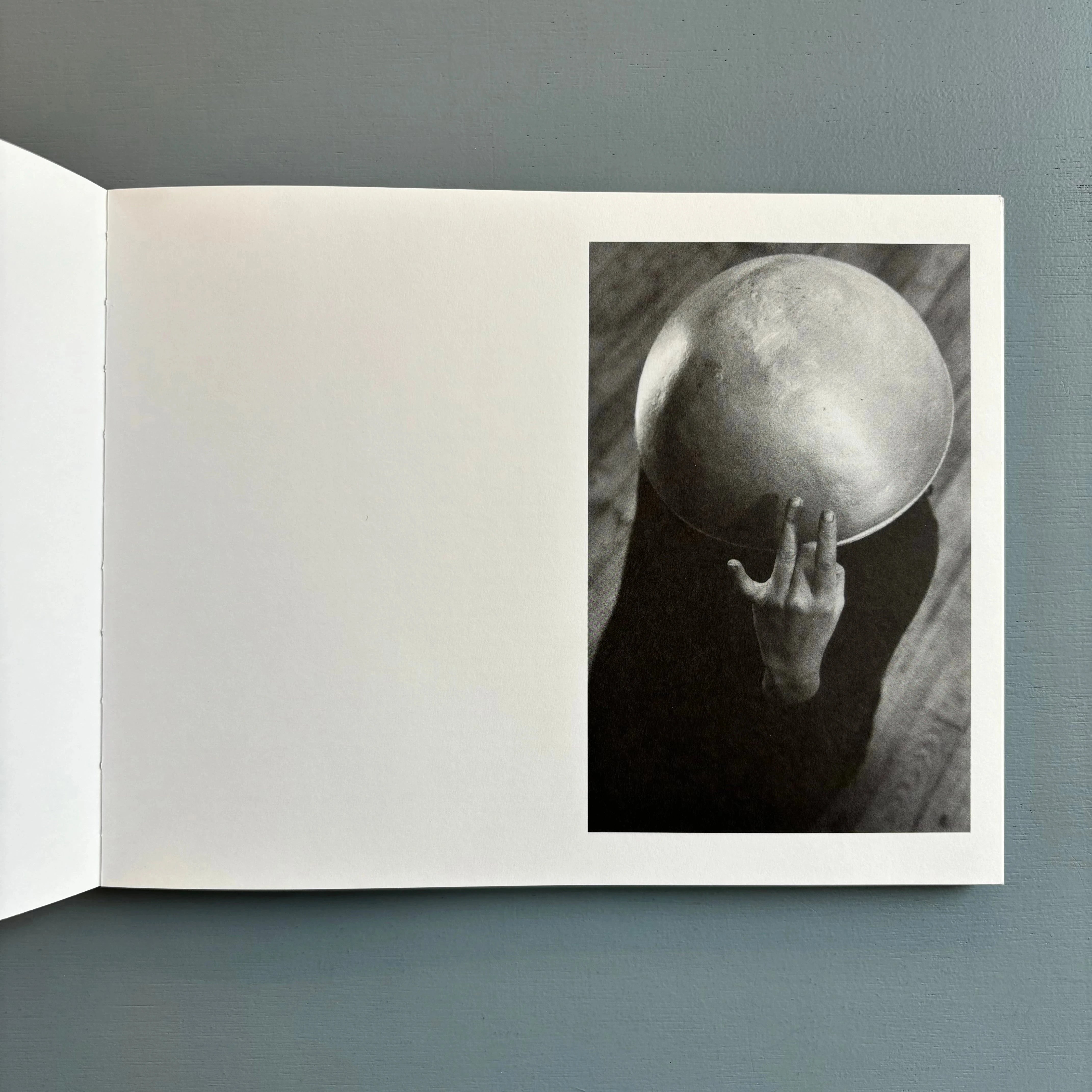 Ann Veronica Janssens - MUKHA 1997 - Saint-Martin Bookshop