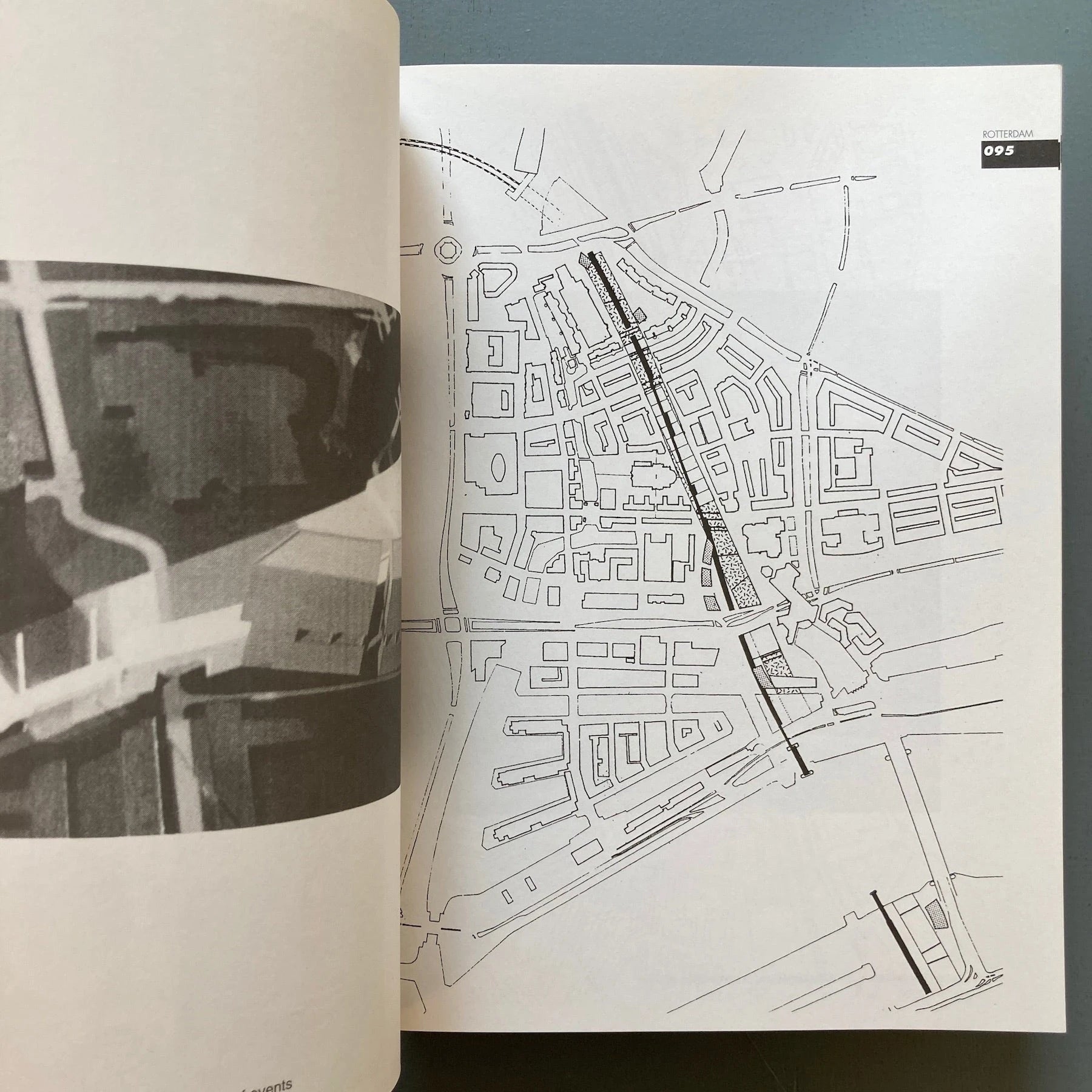 Bernard Tschumi - Event-Cities (Praxis) - The MIT Press 1994 - Saint ...