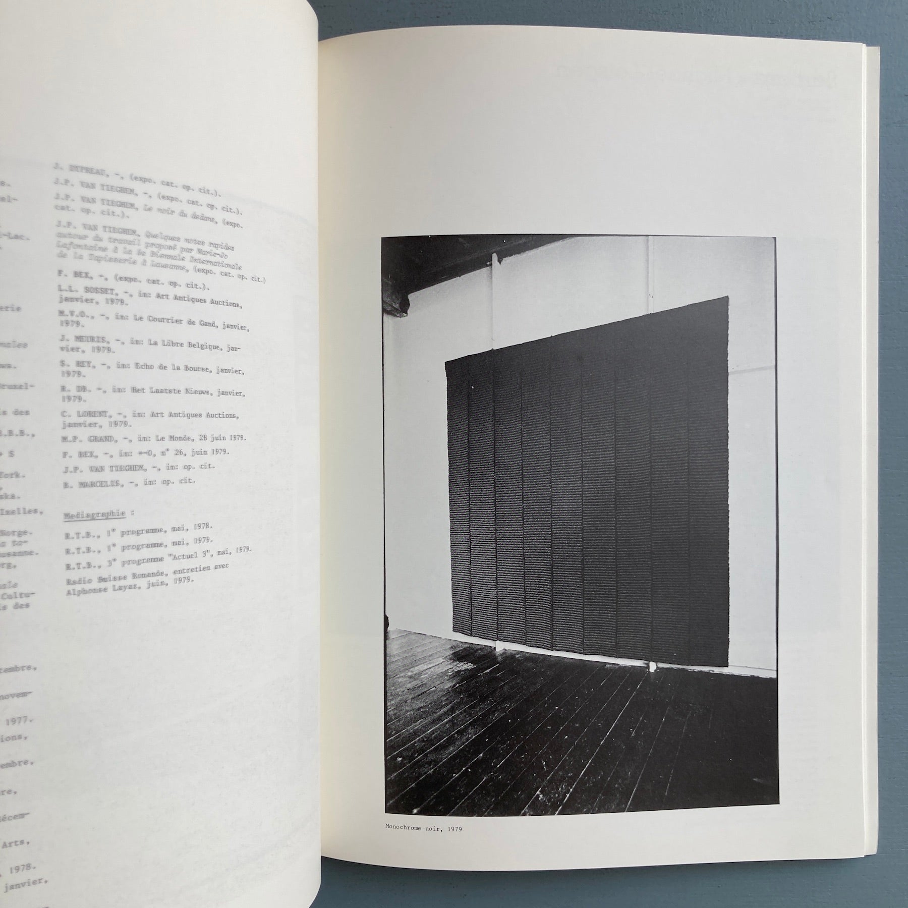 Biënnale van de Kritiek / Biennale de la Critique - Saint-Martin Bookshop