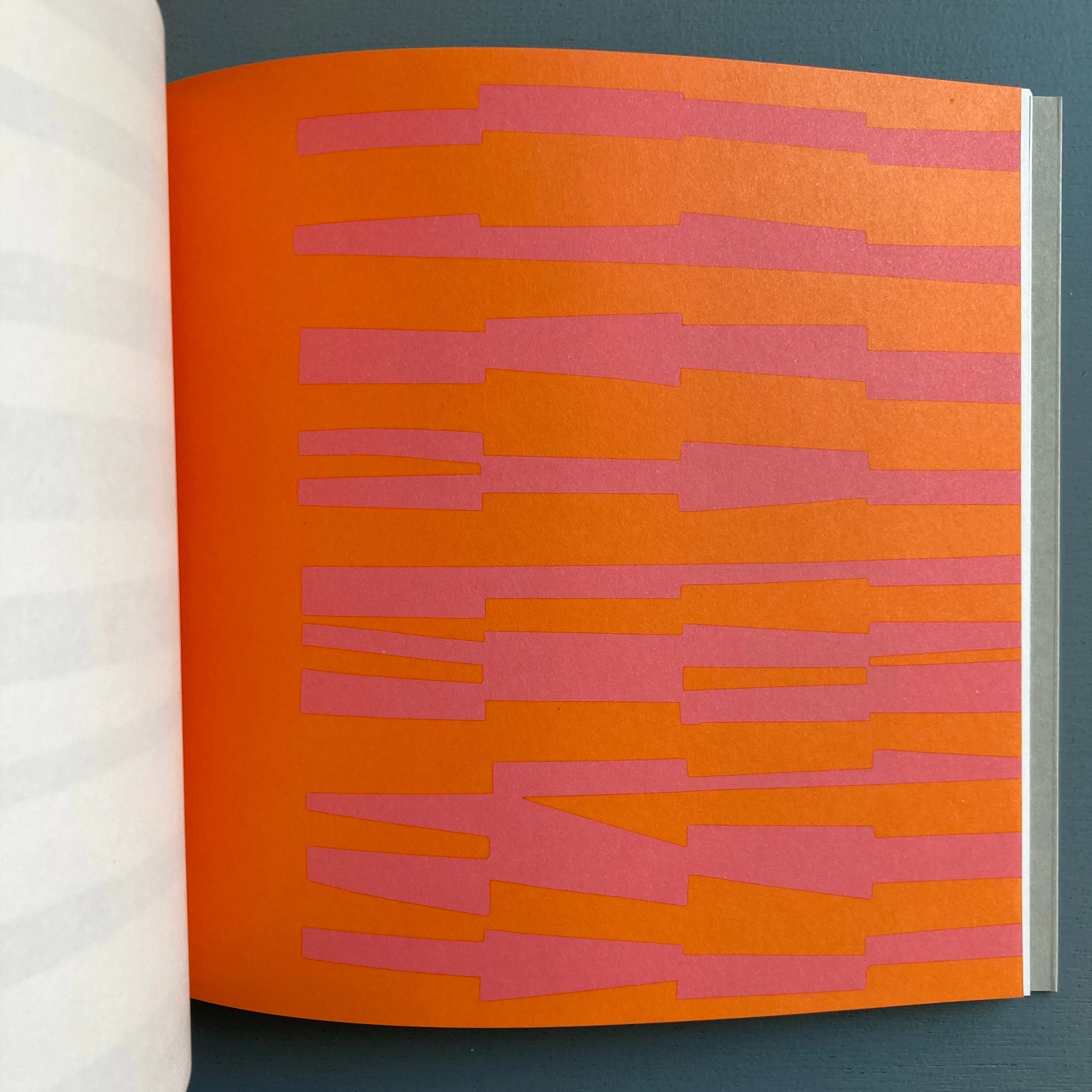 Ellsworth Kelly - Line Form Color - Harvard University - Saint-Martin ...