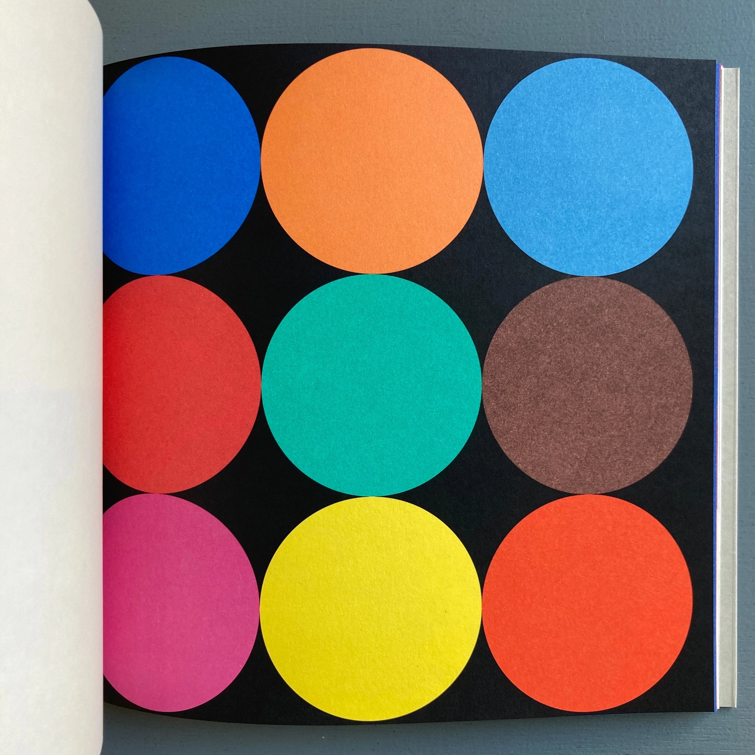 Ellsworth Kelly - Line Form Color - Harvard University - Saint-Martin ...