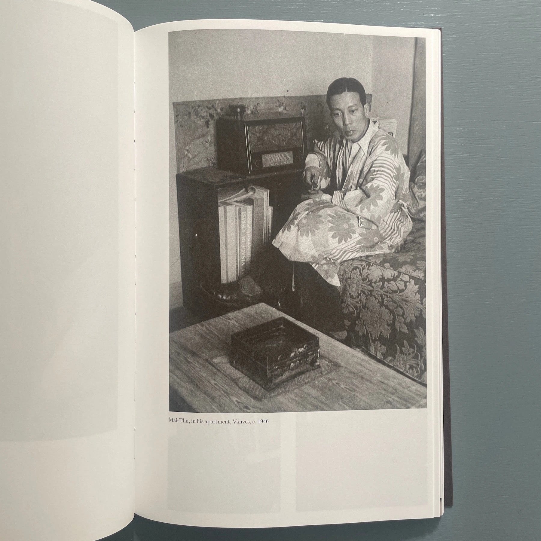 ai-Thu - Inventing Tradition: a Vietnamese Painter - Saint-Martin Bookshop