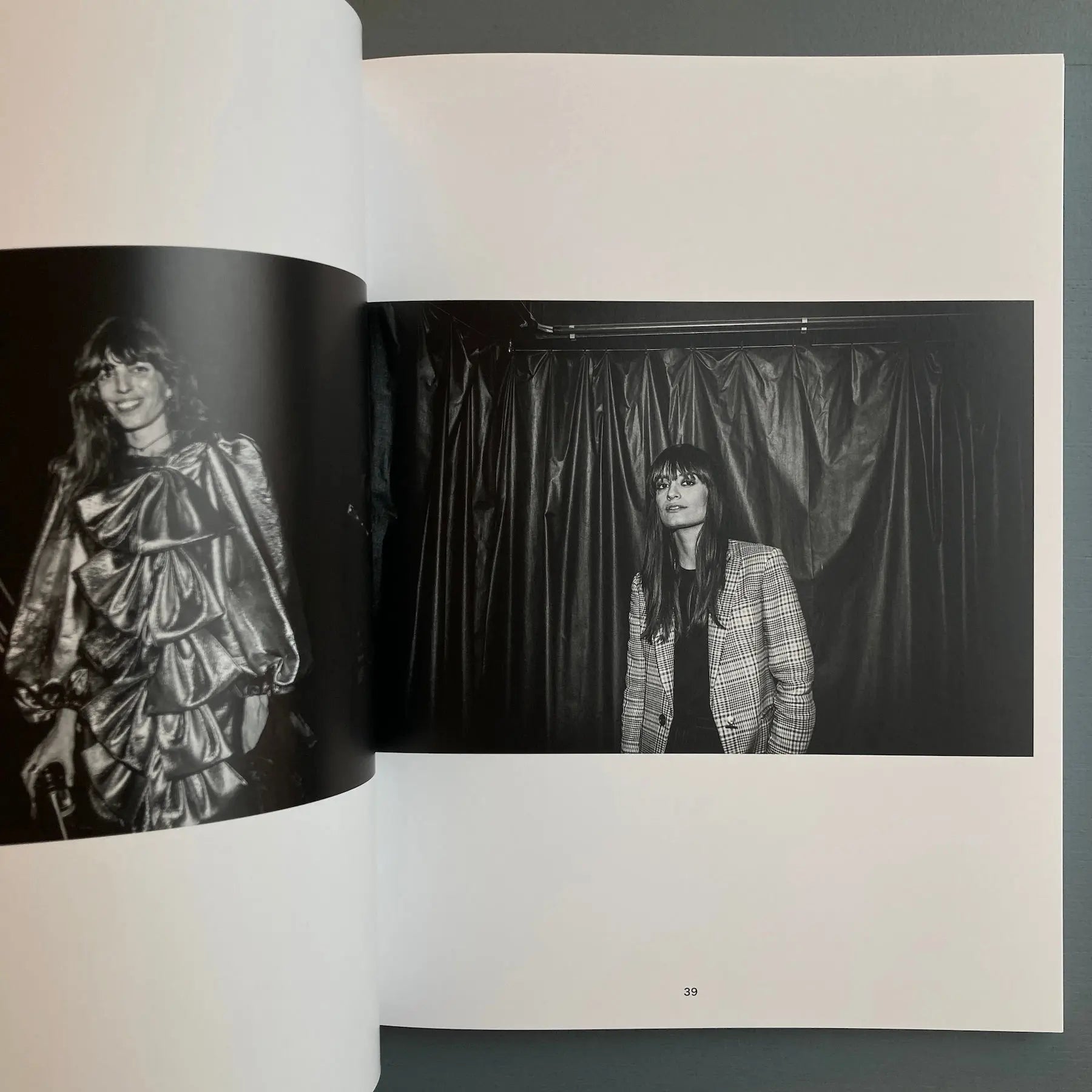 Olivier Donnet - One Minute After - Triangle Book 2023 - Saint-Martin ...