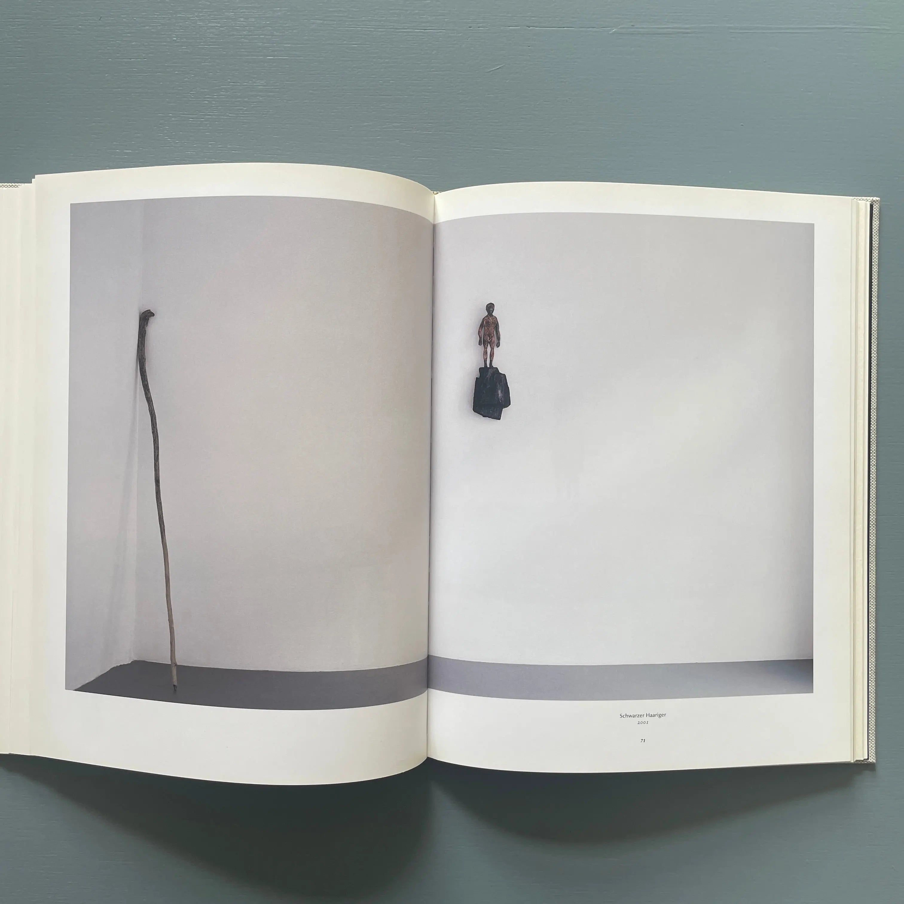 Paloma Varga Weisz - Revolver books 2004 - Saint-Martin Bookshop