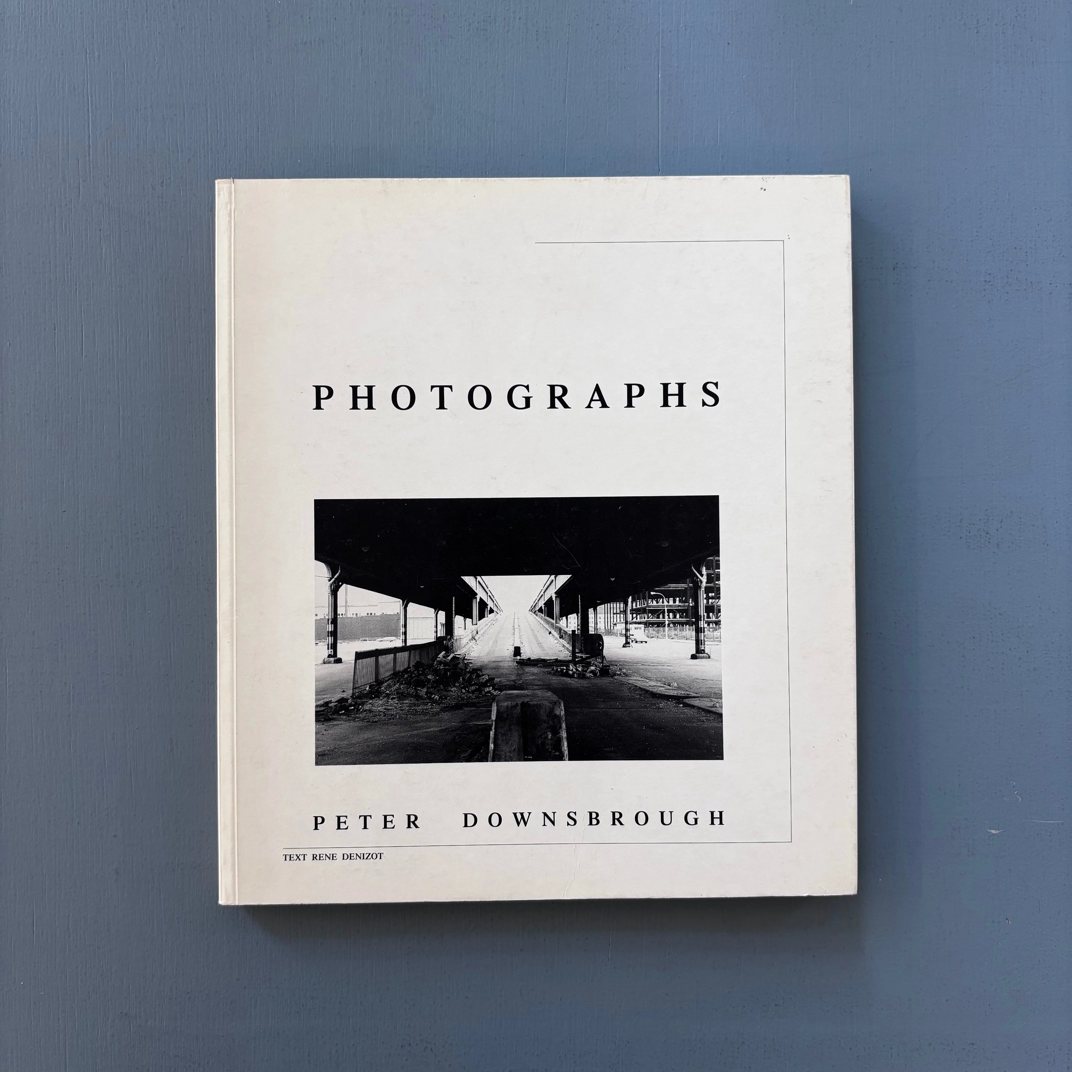 Peter Downsbrough - Photographs - Imschoot 1991 - Saint-Martin Bookshop