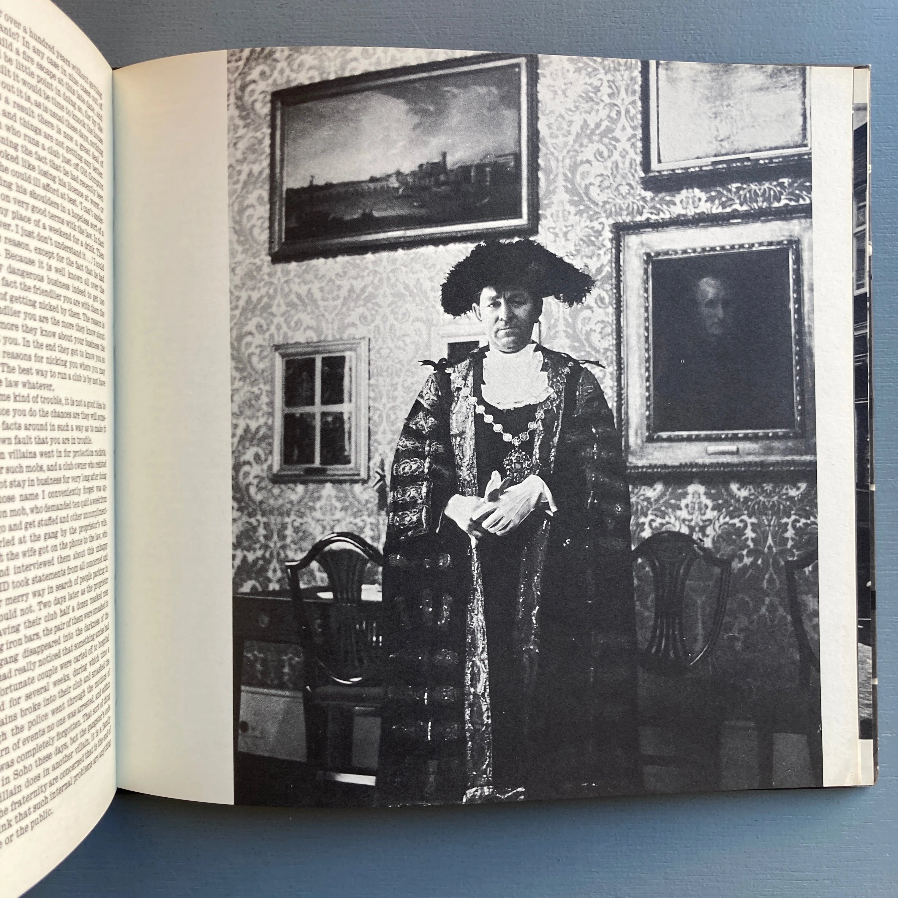 SoHo Night & Day - Secker & Warburg 1966 - Saint-Martin Bookshop