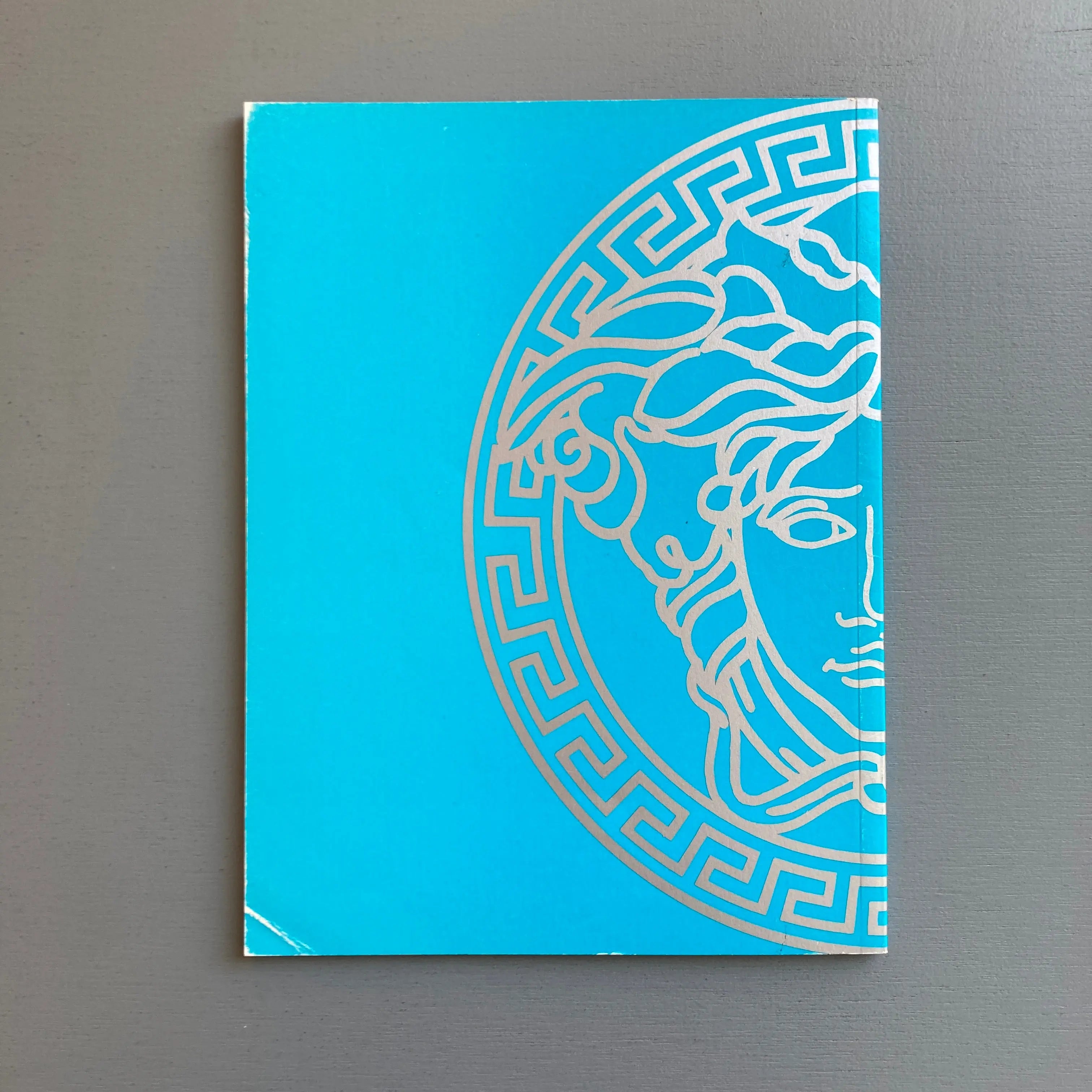 Versace - Men's collection - Spring-Summer 1999 - Saint-Martin Bookshop